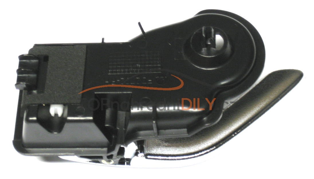 Klika dveří vnitřní pravá Mazda Tribute, chrom